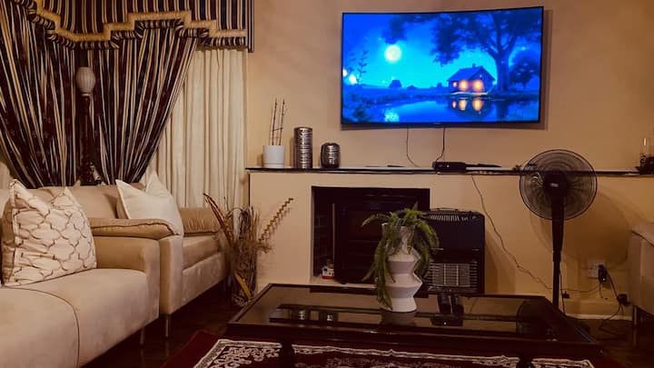 Royal Tembe Legacy - Guesthouse In Pinetown - Pinetown