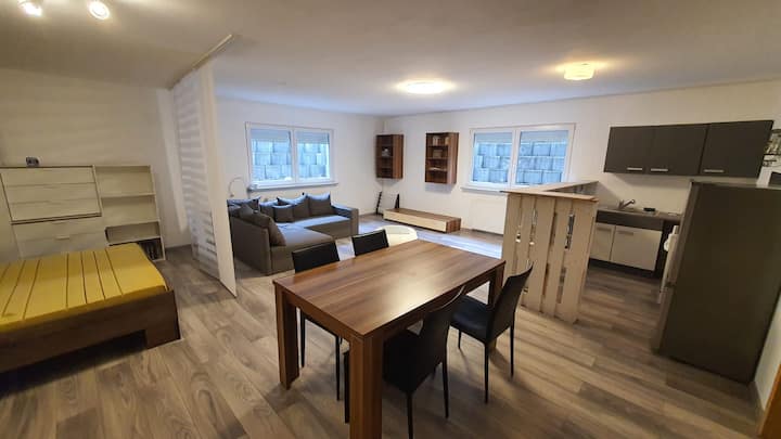 Ruhiges 1,5-zi. Apartment Mit Küche & Parken - Hilzingen