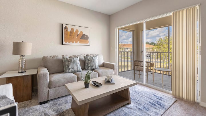 Landing | Stylish 1bd, Clubhouse, Courtyard - North Port, FL