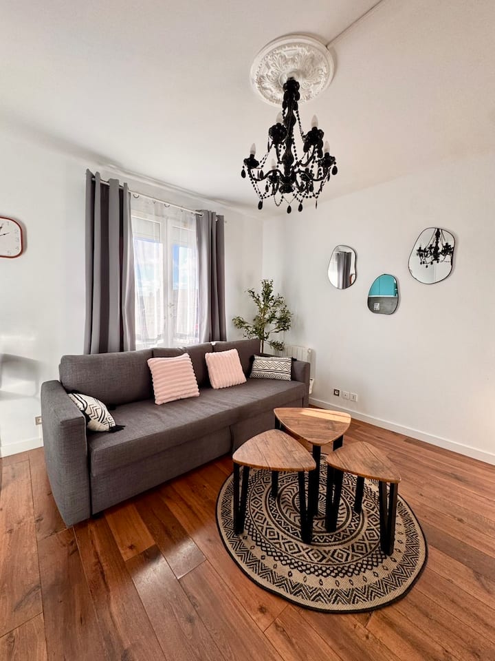 Studio En Plein Centre Ville Avec Parking. - Plage de Calais