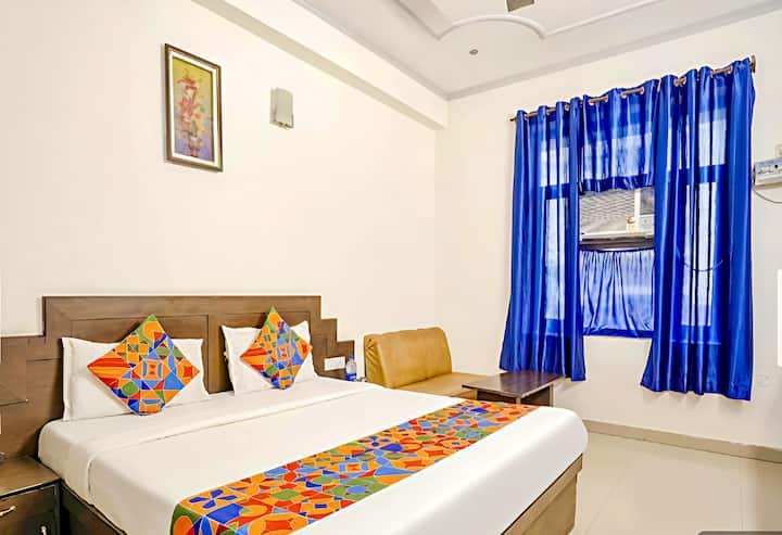 Hotel Prashant Palace - Agra