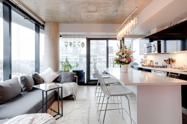 King West Loft Steps To Cntower/financial District - Toronto, ON