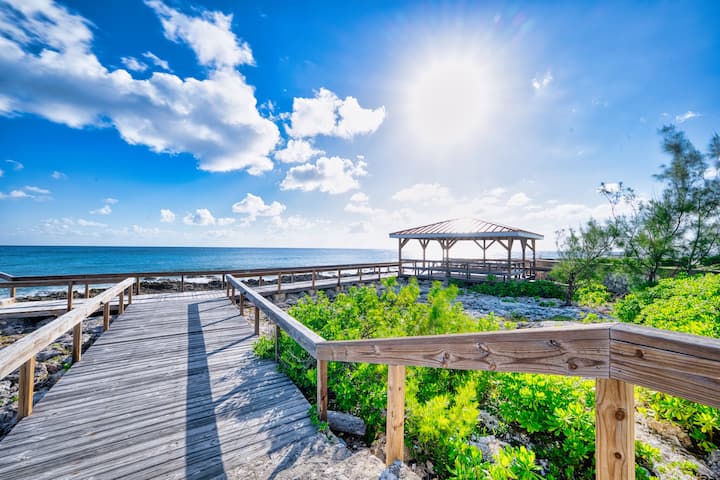 Ocean Club Seaside Luxury - Cayman Islands