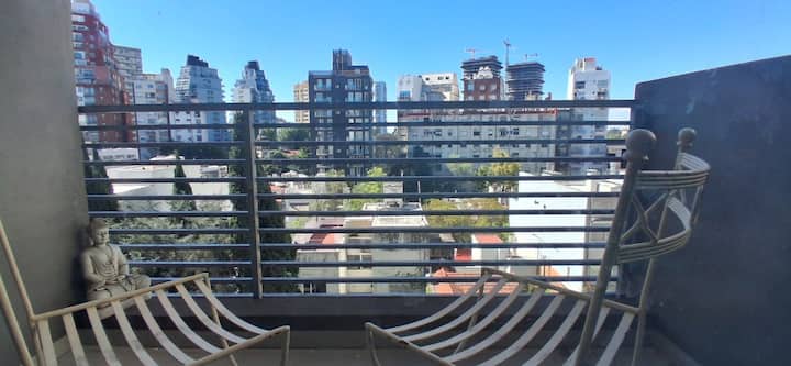 Cómodo Espacio En Av Santa Fe Con Vista Panorámica - Buenos Aires