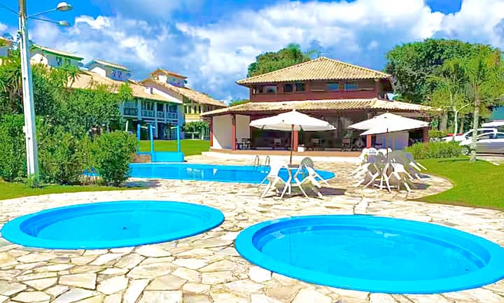 Casa No Centro Garopaba –Condomínio Com Piscina - Garopaba