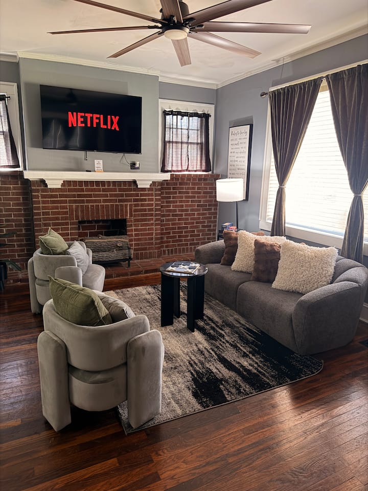Atl Movie House|theater Room|sleeps9|near Downtown - Atlanta, GA
