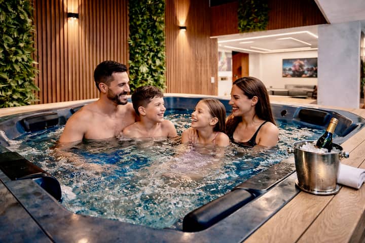 Luxury House W/ Jacuzzi / 13 Px / 12 Min Provenza - Medellín