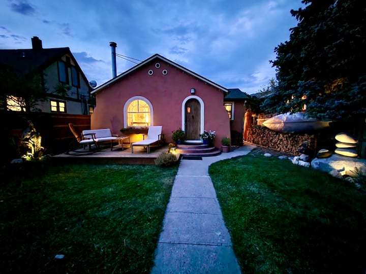 Historic Montana Retreat | Sauna + Mountain Views - Gardiner, MT