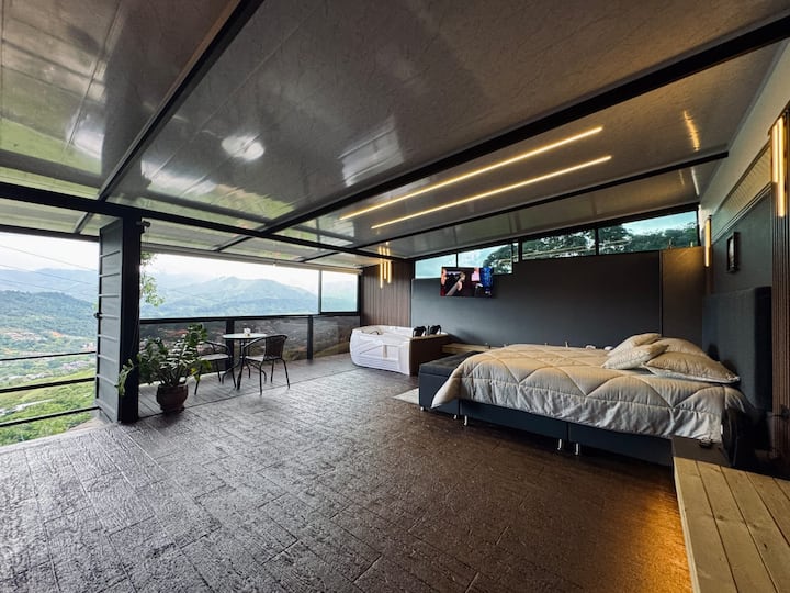 Loft De Lujo Con Jacuzzi, Vista A La Montaña, Wifi - San Rafael