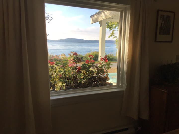 Watch The Whales From This Adorable Island Cottage - Eastport, ME