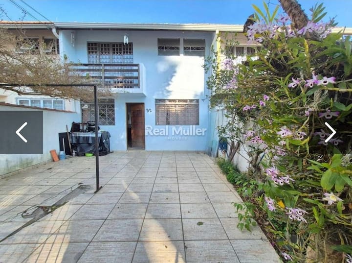 Um Bom Aconchego Para Descansar Após Um Show - Curitiba