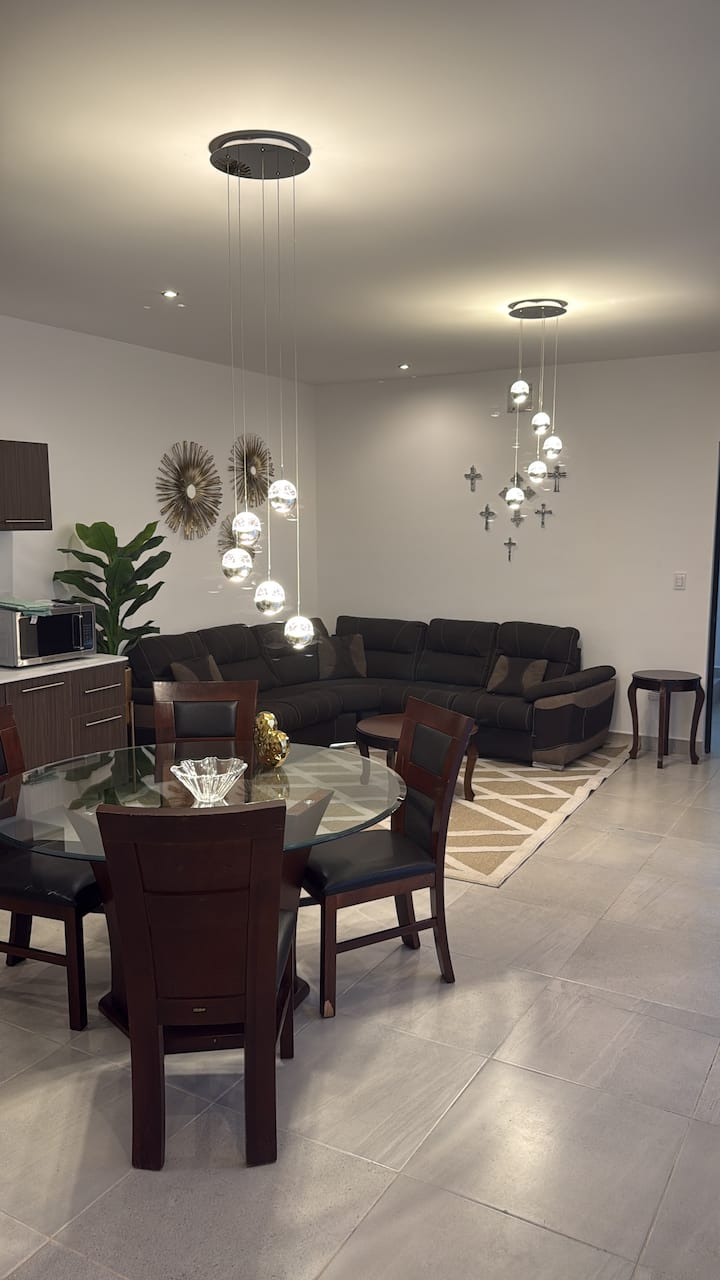 Departamento Totalmente Nuevo, Alojamiento Entero. - Monterrey