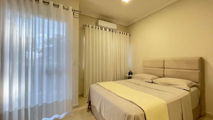 Foz Do Iguaçu  Sobrado Próximo  Centro E Cataratas - Foz do Iguaçu