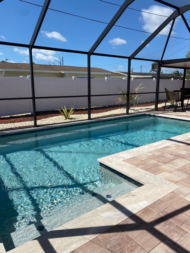 Holiday Haven - Holiday, FL