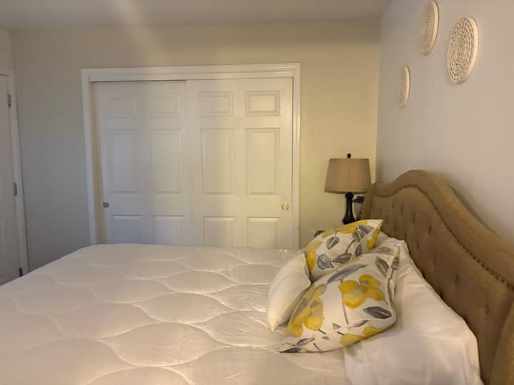 Prívate Room - Lemoore, CA