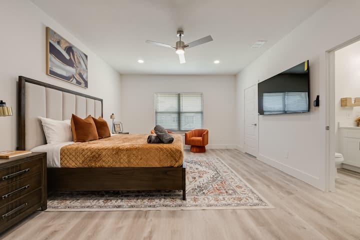 Modern 3br Home 9 Min Dfw & 12 Min At&t Stadium - Grand Prairie