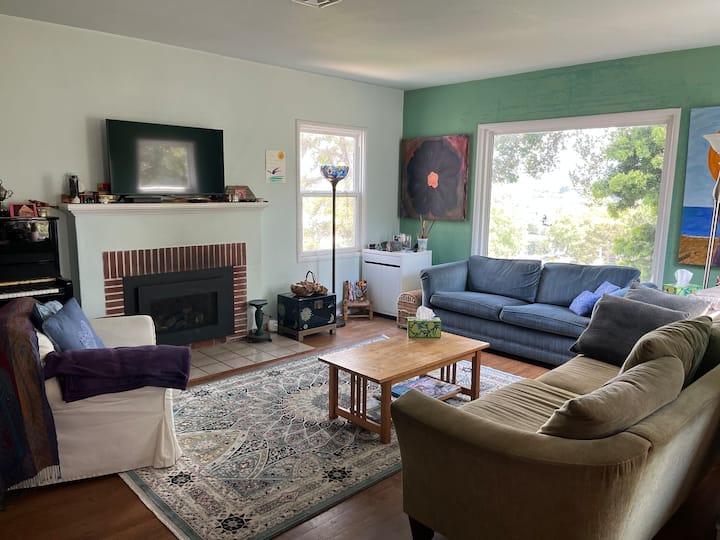 Mural Art House - El Cerrito, CA