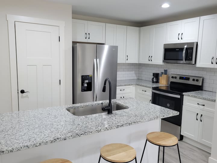 New Townhouse Unit - Hickory, NC