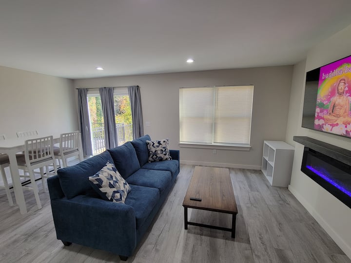 New Townhouse Unit - Hickory, NC