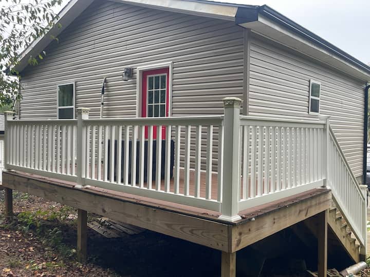 Foothills Cottage - Lake James, NC