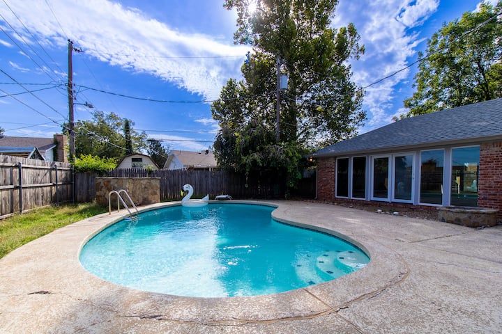 Welcome To Pooltopia - Oklahoma City, OK