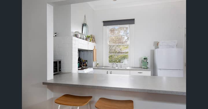 2 Bedroom Cottage In Blackheath - Blue Mountains