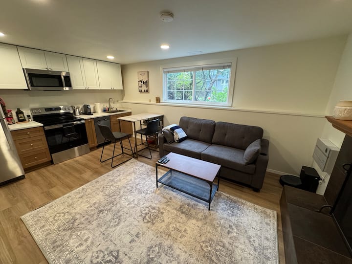 Guest Suite In Redmond - Redmond, WA