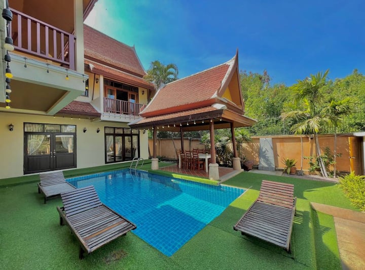 4br Pool Villa Elegant Thai Style - Phratamnak - Pattaya City