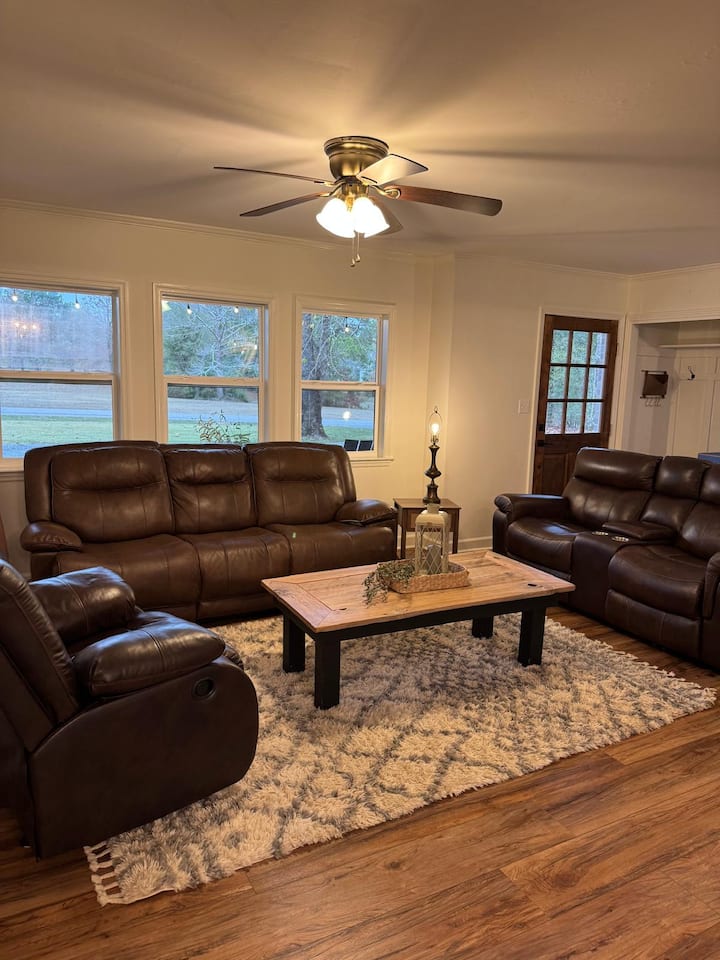 The Brick Cottage - Greensboro, AL