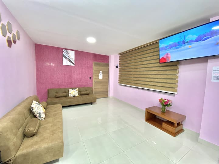 Apartamento 3 · Luxury Suite · King Bed - Banos