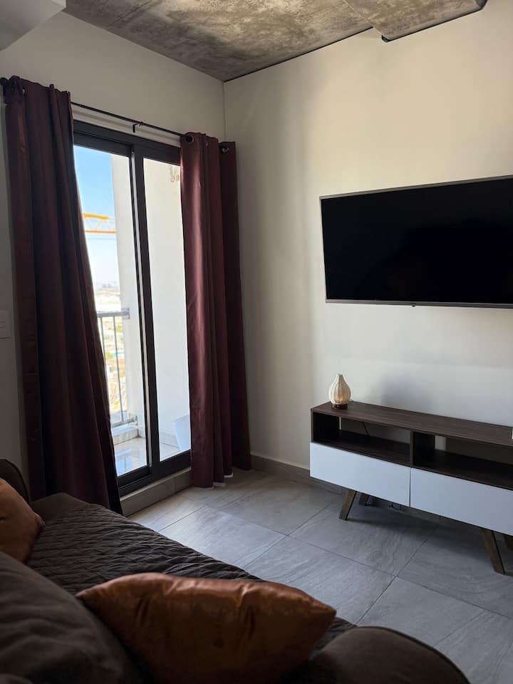 Cómodo Depa Con Terraza - Monterrey