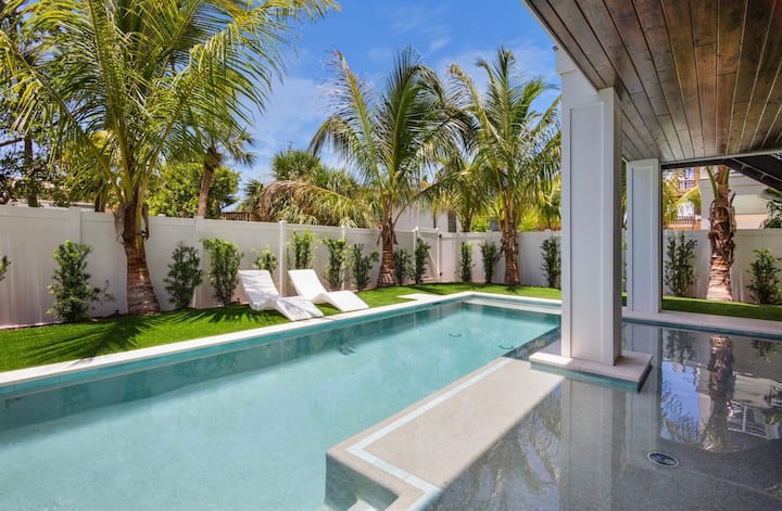 New House W/ Heated Pool/spa, Ping Pong, Foosball - Anna Maria Island, FL