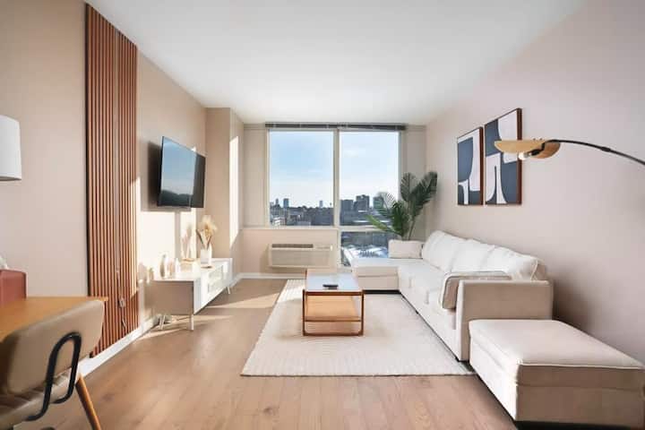 Luxury Hoboken Stay |Views, Pool & Easy Nyc Access - Jersey City, NJ