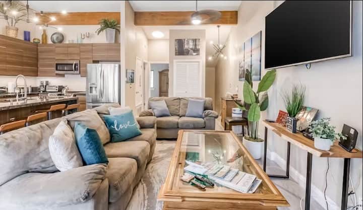 Pinewild Retreat | Sauna, Decks & Beach | Sleeps 6 - Zephyr Cove, NV