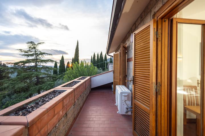 Tra Cielo E Ulivi: Pace E Bellezza In Umbria - Terni