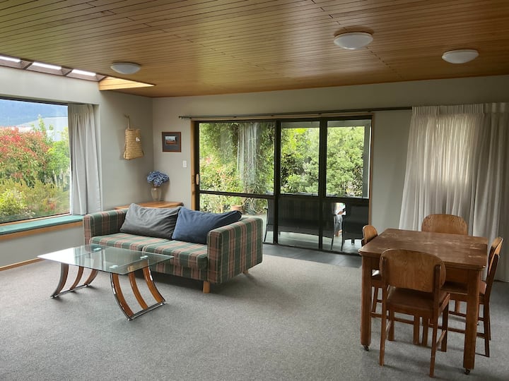 Cozy Townhouse - Te Anau