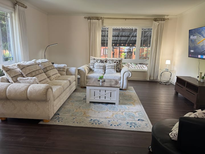 4br Menlo Park Home | Ac | Garage | Bbq | Parking - Redwood City, CA