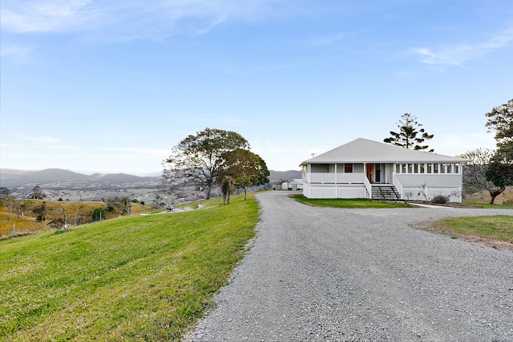 Hills Estate - Peaceful Country Stay - Dayboro