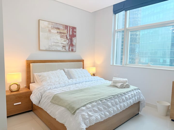 Cozy Canal-side 1 Bed In The Heart Of Business Bay - Dubai