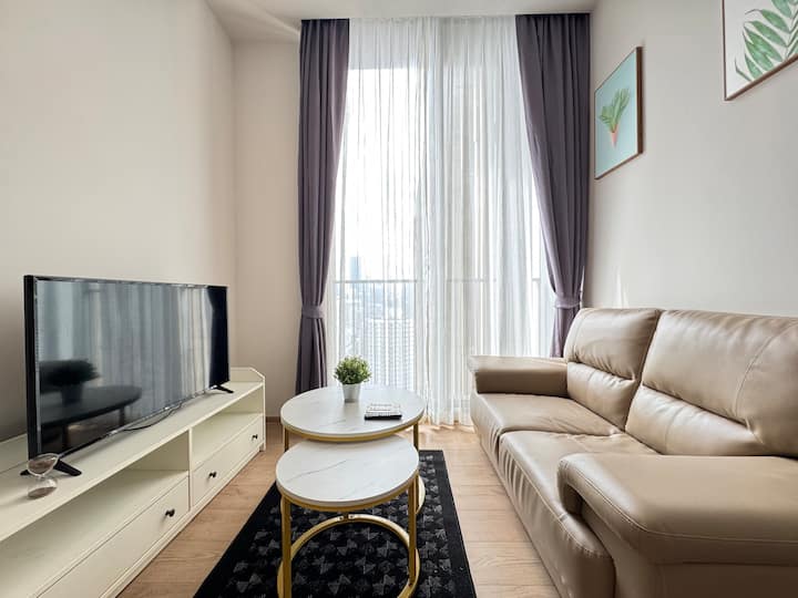 【Monthly Rent】asoke 1br/bts/pool & Gym/nana Plaza - Bangkok