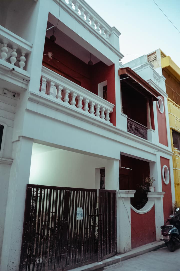 House Of Gratitude, Ideal For Compact Family - Puducherry