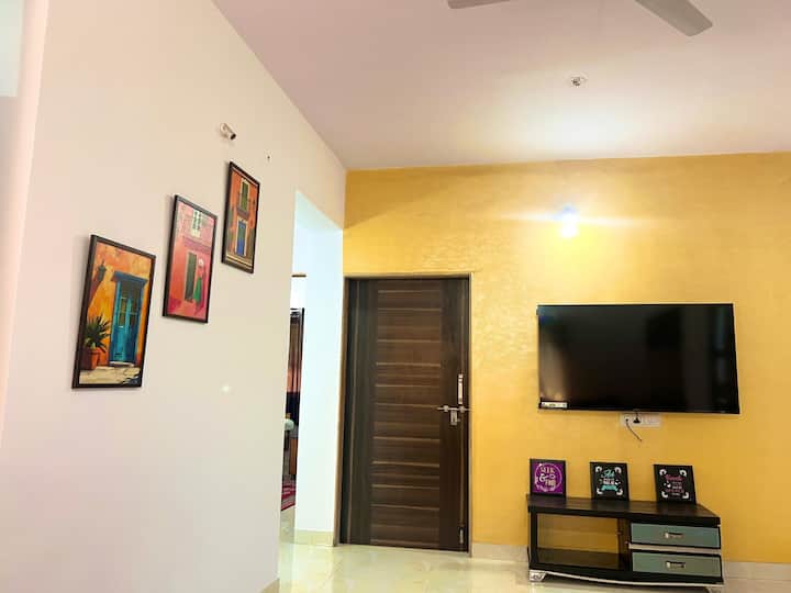 Lonavala Homestay 2 Bedroom Apartment With Balcony - Lonavla