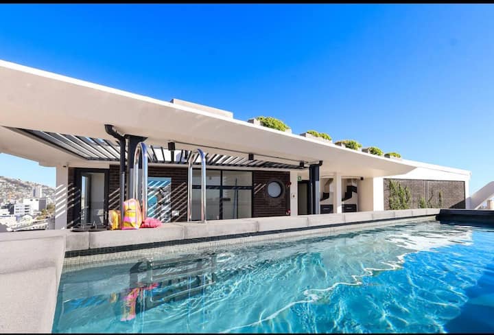 Kkape Sands - Peak Views From Sea Point Pad - Cape Town