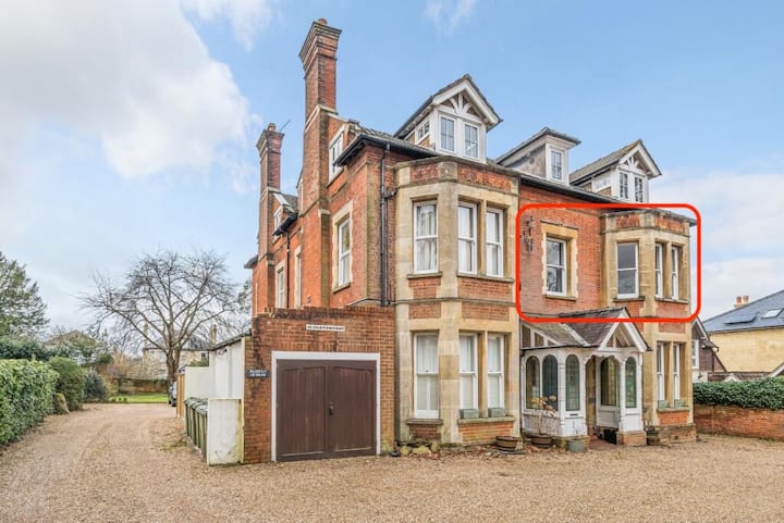 Quiet Victorian Flat In Leafy Guildford W/parking! - Godalming