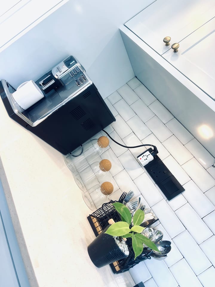 Alfred Place Loft | Private Terrace - Colombo