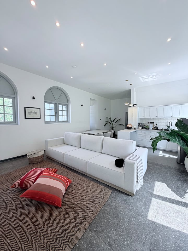 Alfred Place Loft | Private Terrace - 可倫坡