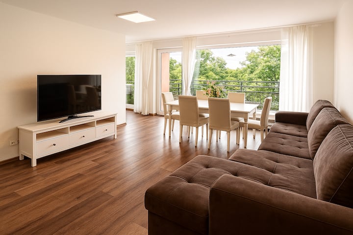 68 Qm 2-zimmer-wohnung In Zentraler Ruhiger Lage - Sindelfingen