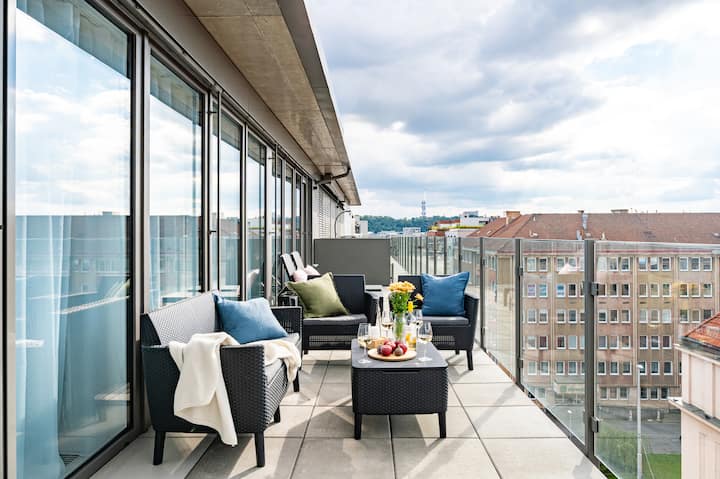 2bdr Apt. W/ Terrace • Garage • Ac • Kids Friendly - Praga
