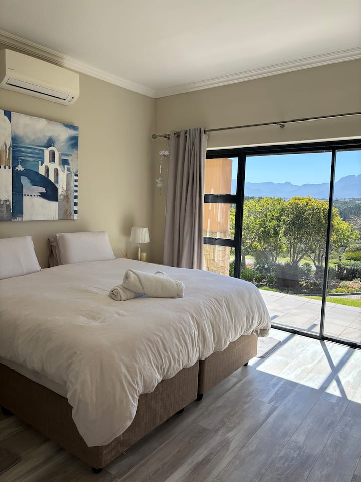 Mountain View Villa Oubaai - Herolds Bay
