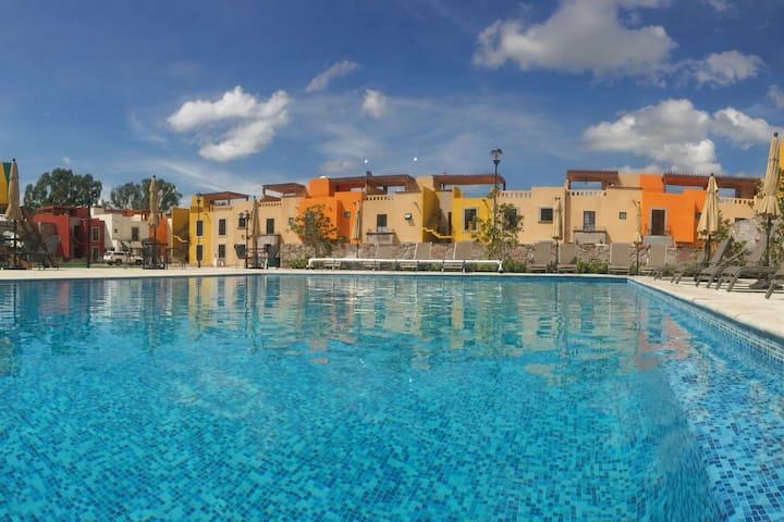 Casa Familiar Club De Golf C/alberca-pet Friendly - San Miguel de Allende